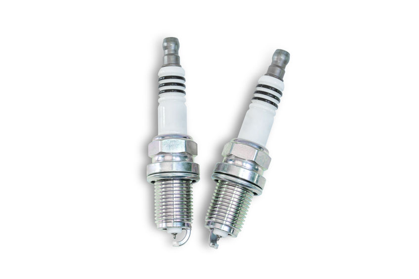 Ini Perbedaan Busi Iridium Mobil dan Busi Biasa | Suzuki Indonesia