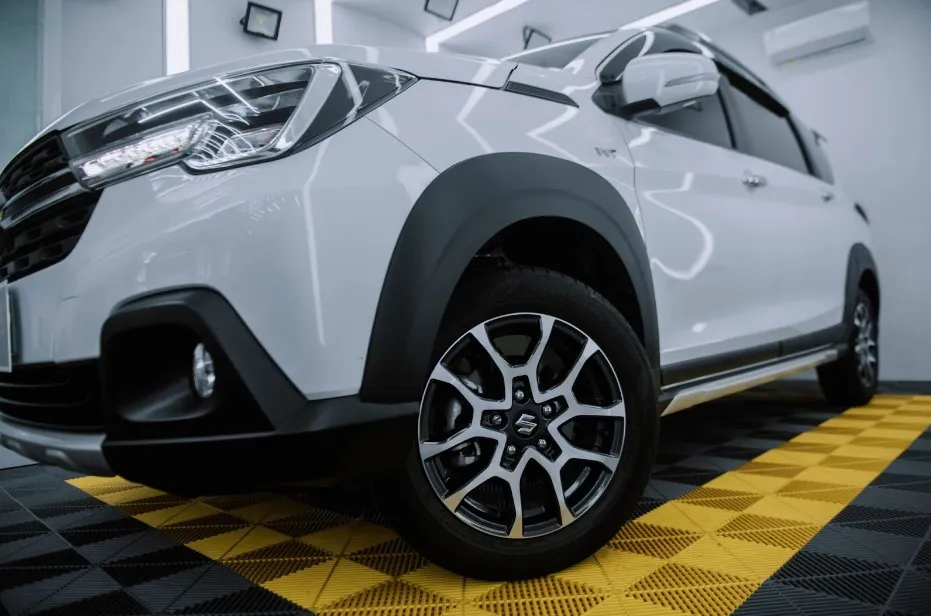 Apakah Perlu Pakai Roof Box? Ini Kelebihan dan Kekurangannya untuk ...