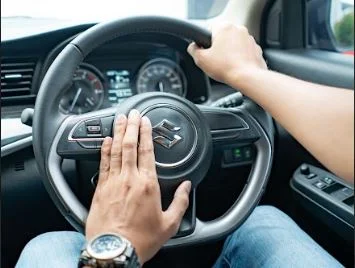 Etika Menggunakan Klakson Mobil Saat Berkendara | Suzuki Indonesia