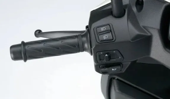 Sabuk Pengaman Mobil Macet? Ini Solusinya! | Suzuki Indonesia